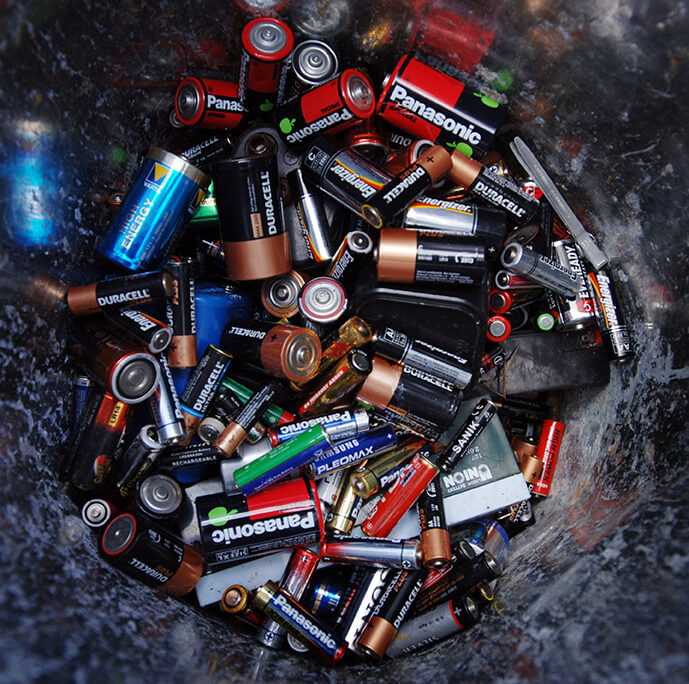 Take charge of your batteries! | Waste Less